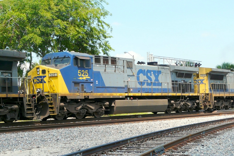 CSX 525